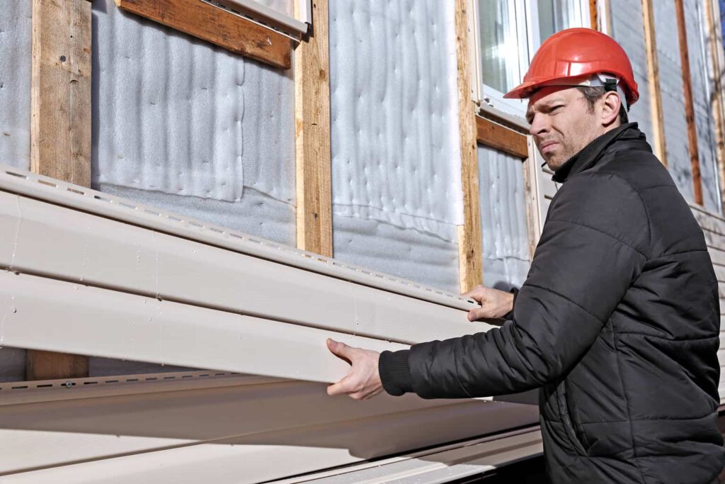 6 Common Reasons Why Siding Comes Off